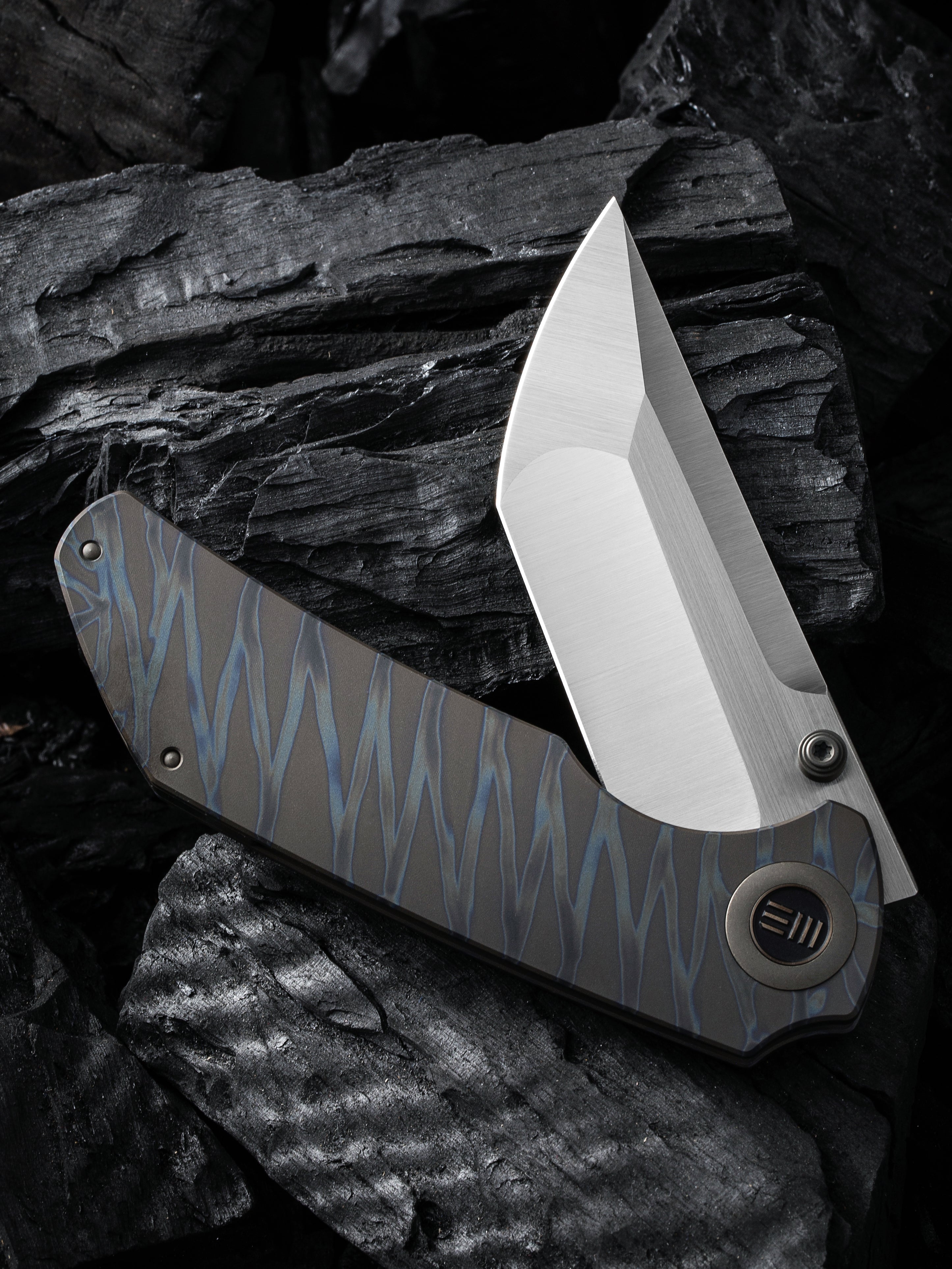 WE Thug XL 3.35" CPM 20CV Tiger Stripe Flamed Titanium Folding Knife b ...